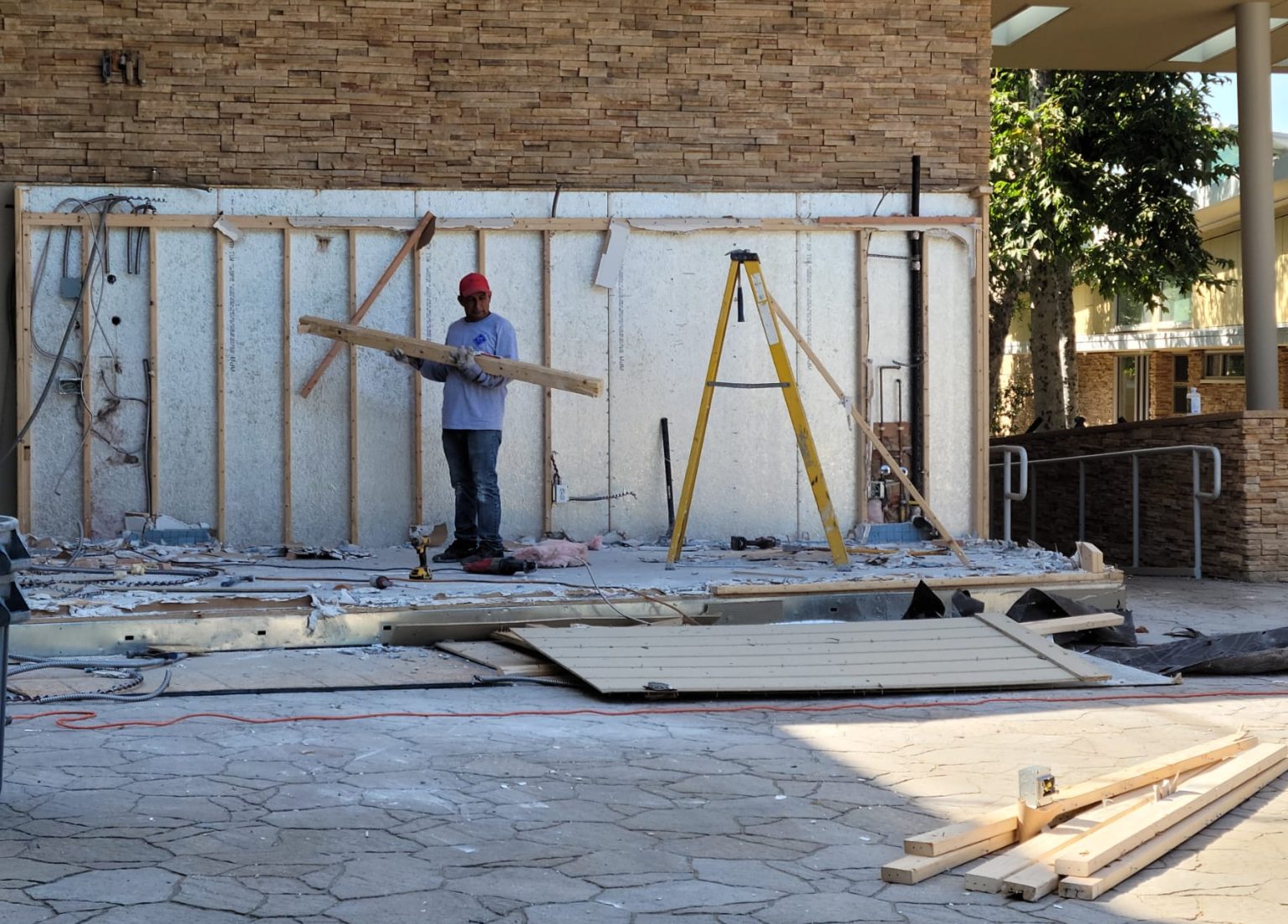 Home - EM Demolition & Clean Up